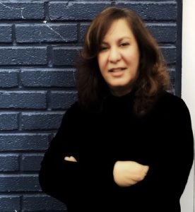 Tahani Places First with Her Kitchen Inspired by a Custom 52″ Range ...